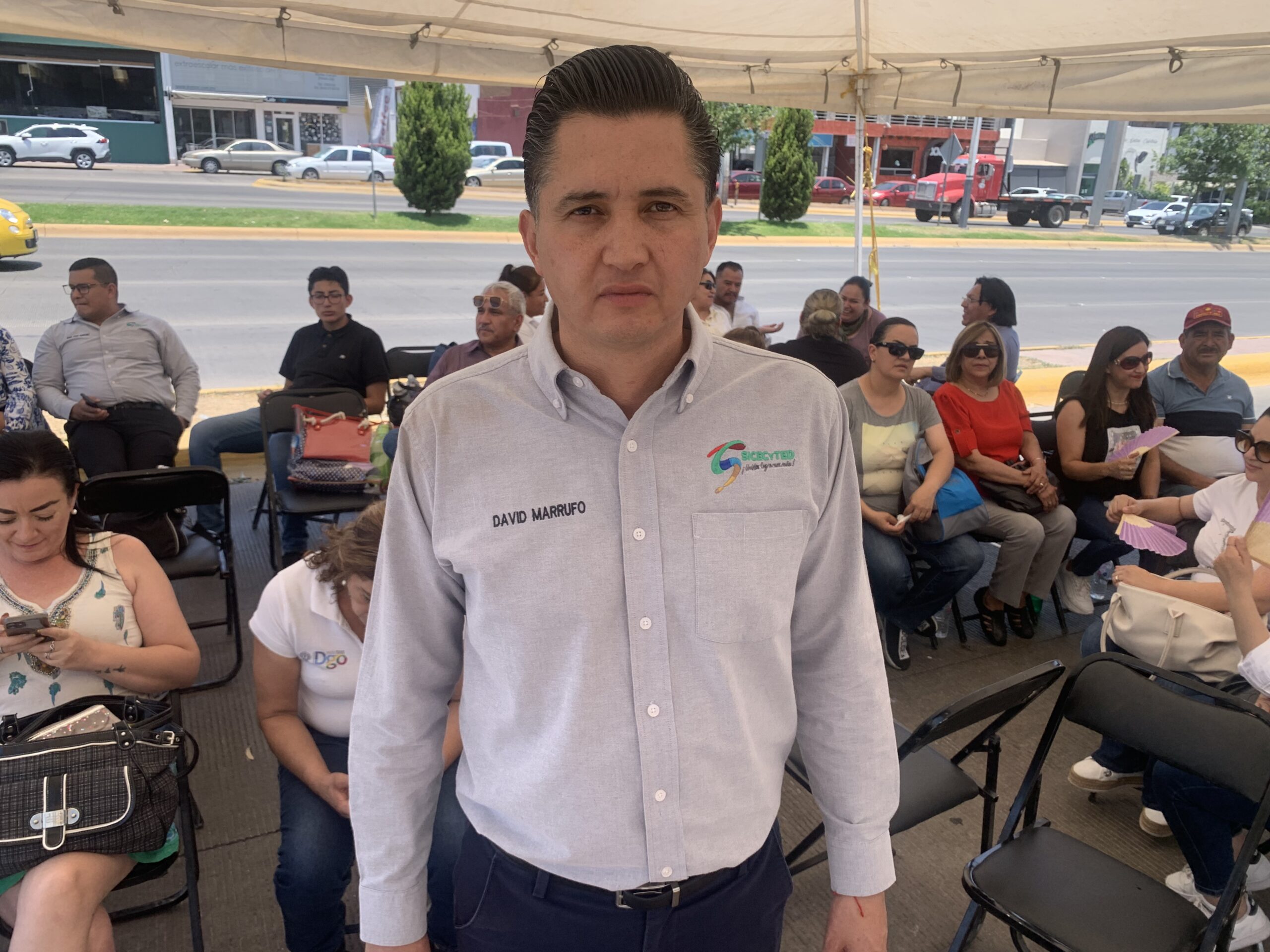 Maestros del Cecyted toman escuelas y oficina central, ¿Qué están ...