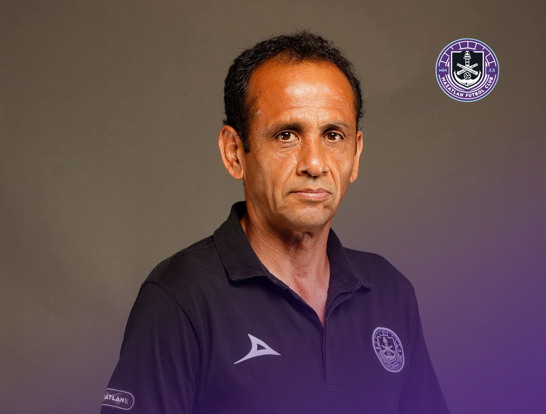 Miguel Razo deja de ser DT de Mazatlán Femenil | Notigram