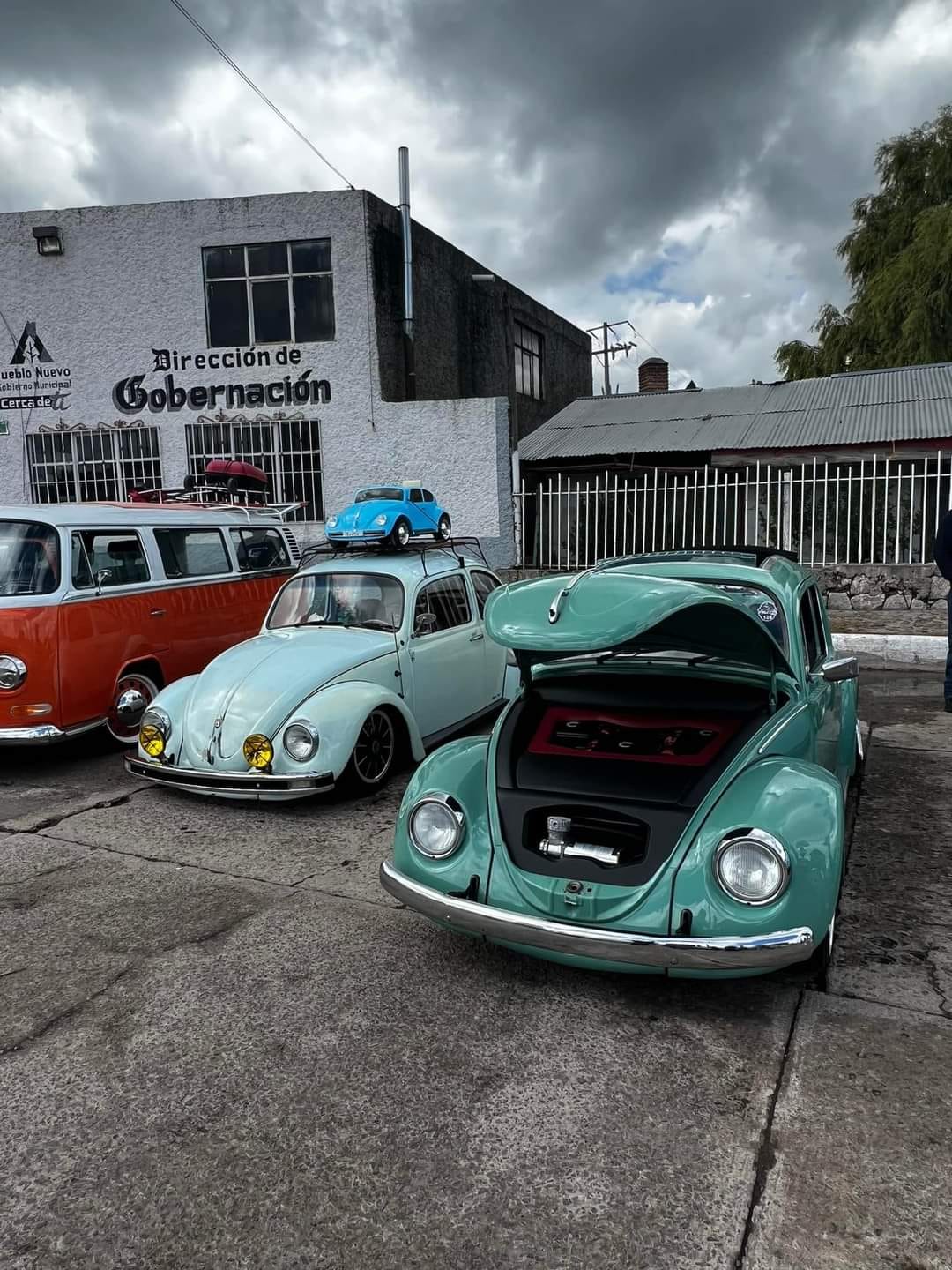 Realizan exhibición de autos clásicos en El Salto | Notigram