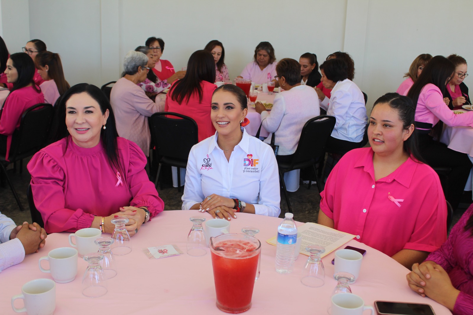 Marisol Rosso encabeza Café Rosa en Canatlán | Notigram