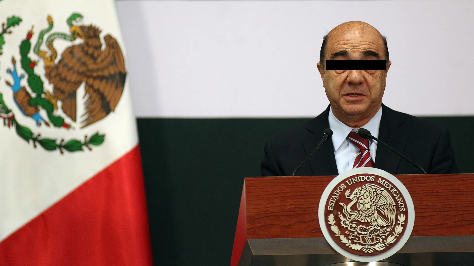 Llega Murillo Karam a su casa para cumplir prisión domiciliaria | Notigram