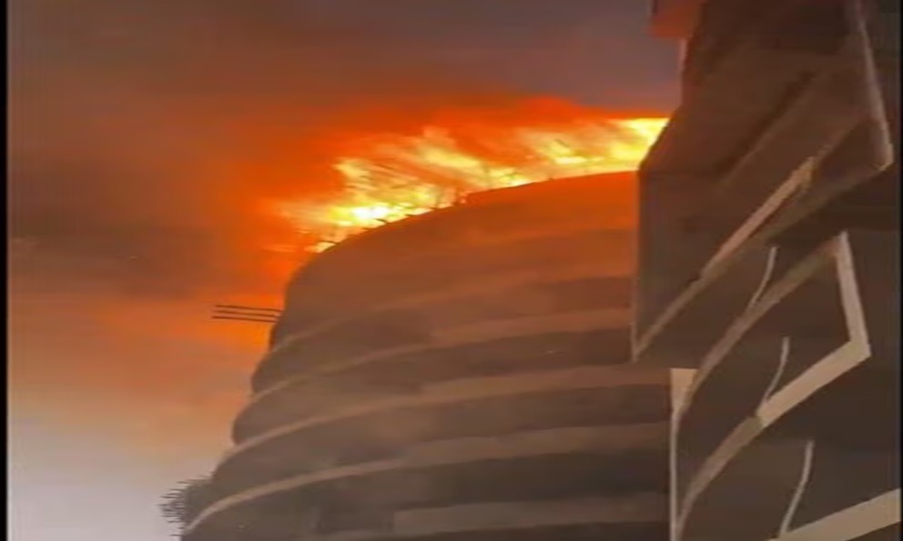 Se registra incendio en torre ubicada en Mazatlán, Sinaloa | Notigram