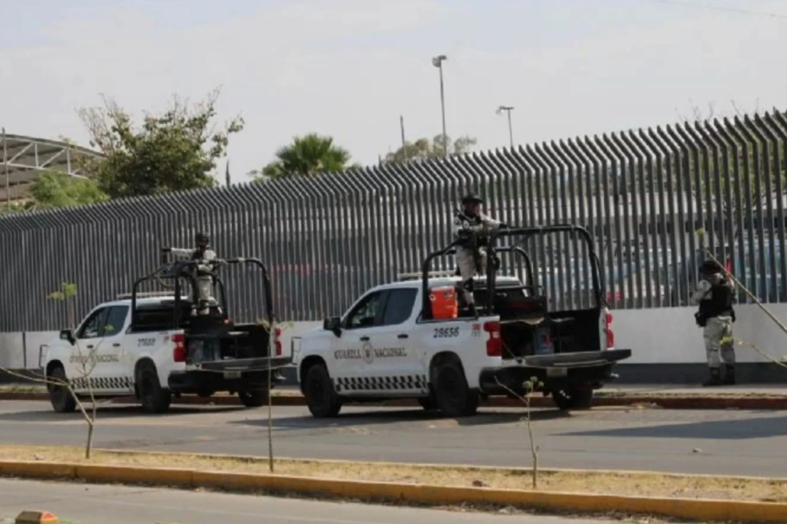 Lanzan explosivo a base de la Guardia Nacional en Celaya | Notigram