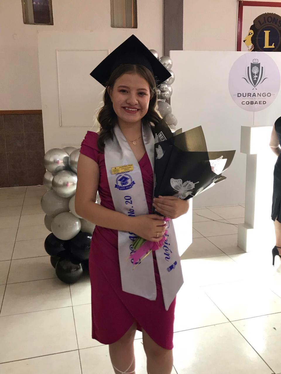 Egresadas del COBAED 20 invita a los jóvenes a seguir adelante y ...