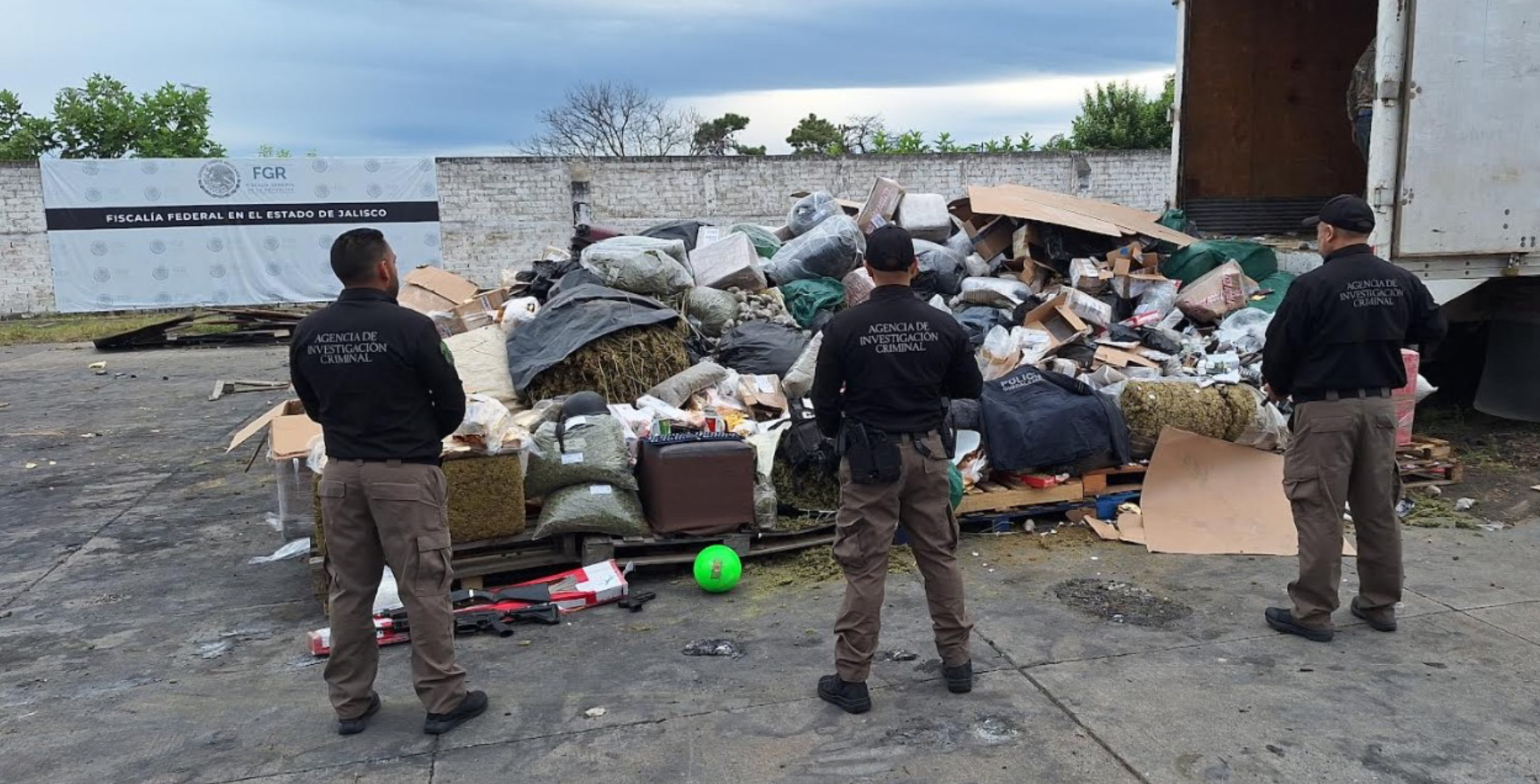 FGR en Jalisco sentencia a 28 personas y destruye más de 1.6 toneladas ...