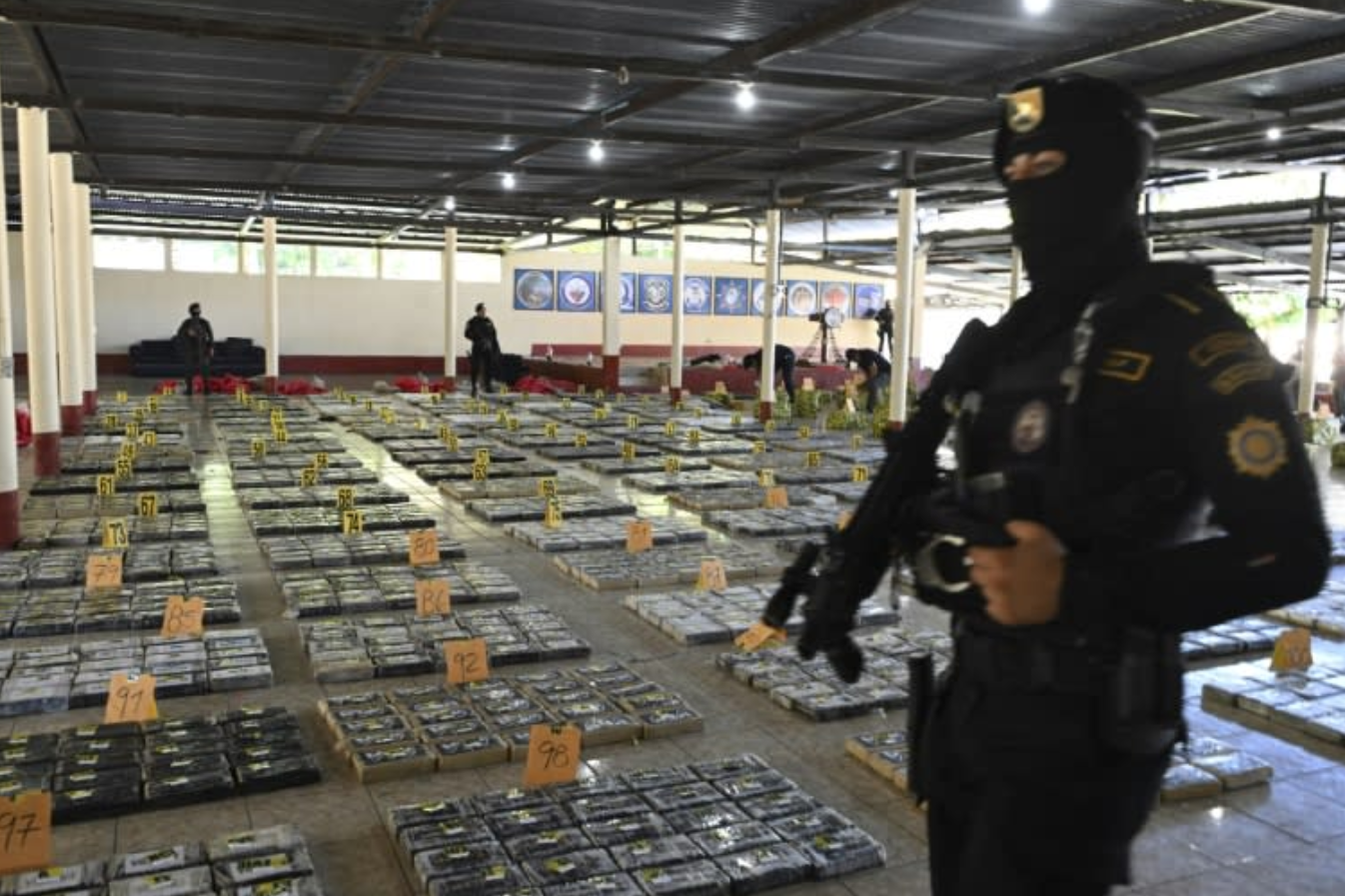 Operativo en el Caribe de Guatemala decomisa cerca de 4 toneladas de ...