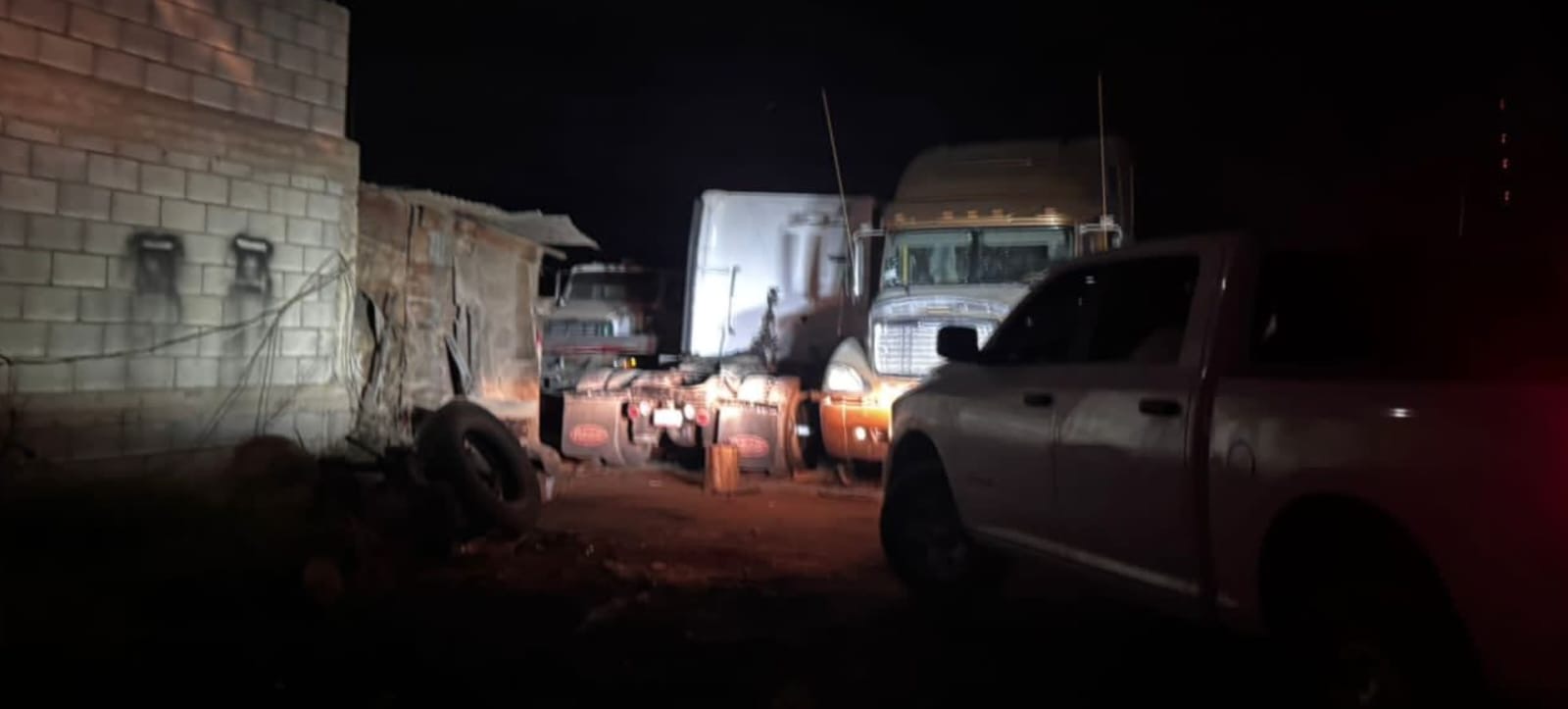 Identifican a los dos ejecutados de esta madrugada junto al gran estadio Parral; hubo un herido ...