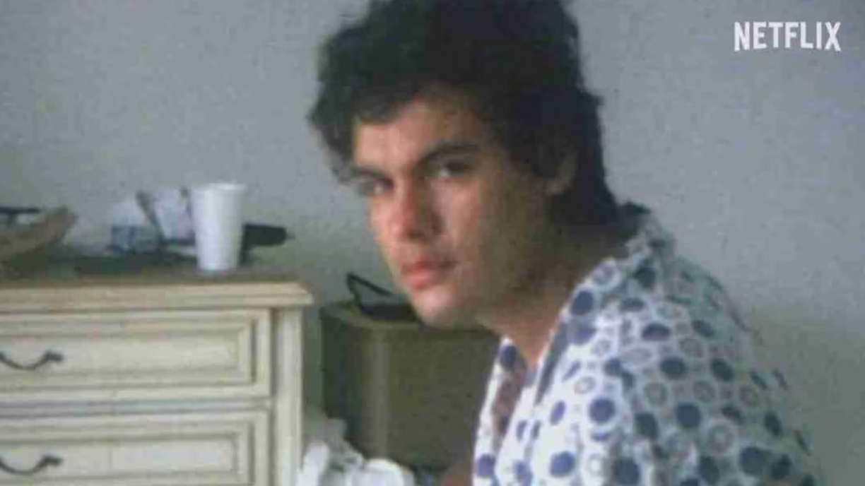 Netflix confirma documental sobre la vida de Juan Gabriel | Notigram