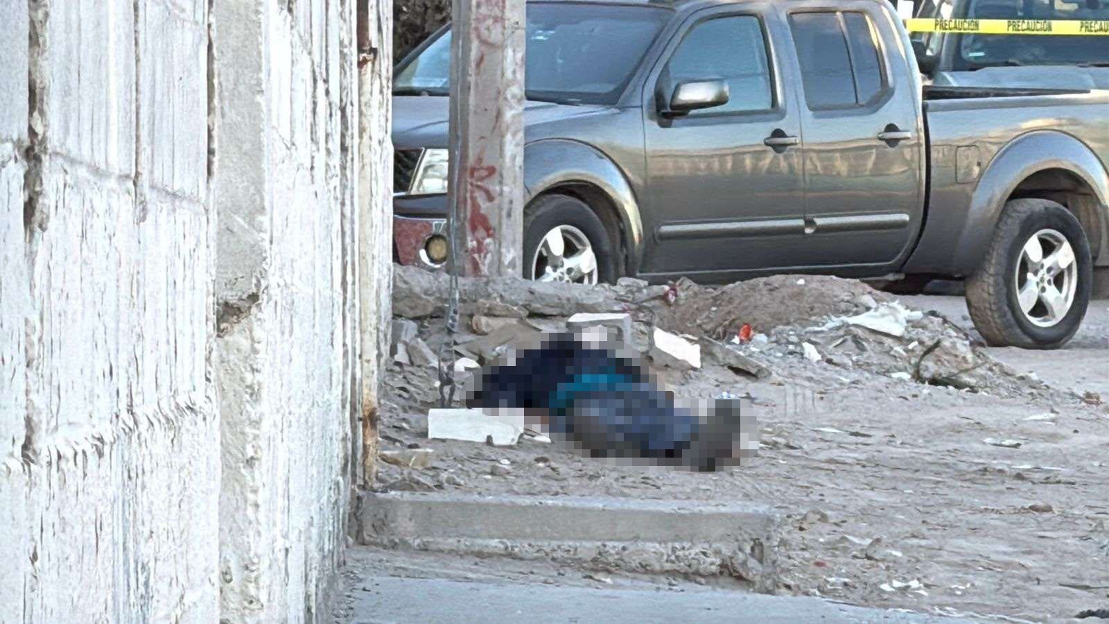 Localizan cuerpo de hombre sin vida en la calle | Notigram