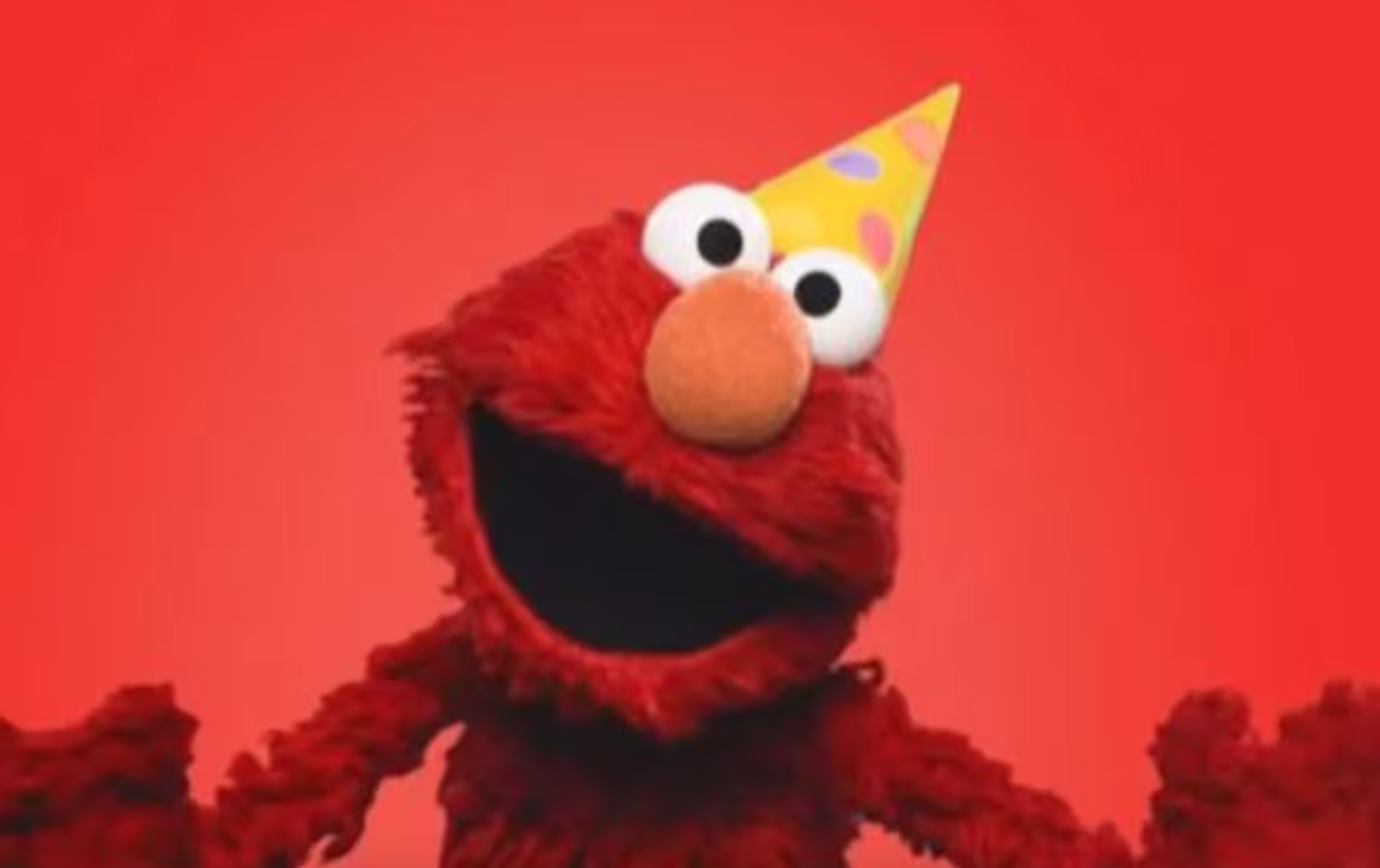Elmo celebra su Cumpleaños este 3 de Febrero | Notigram