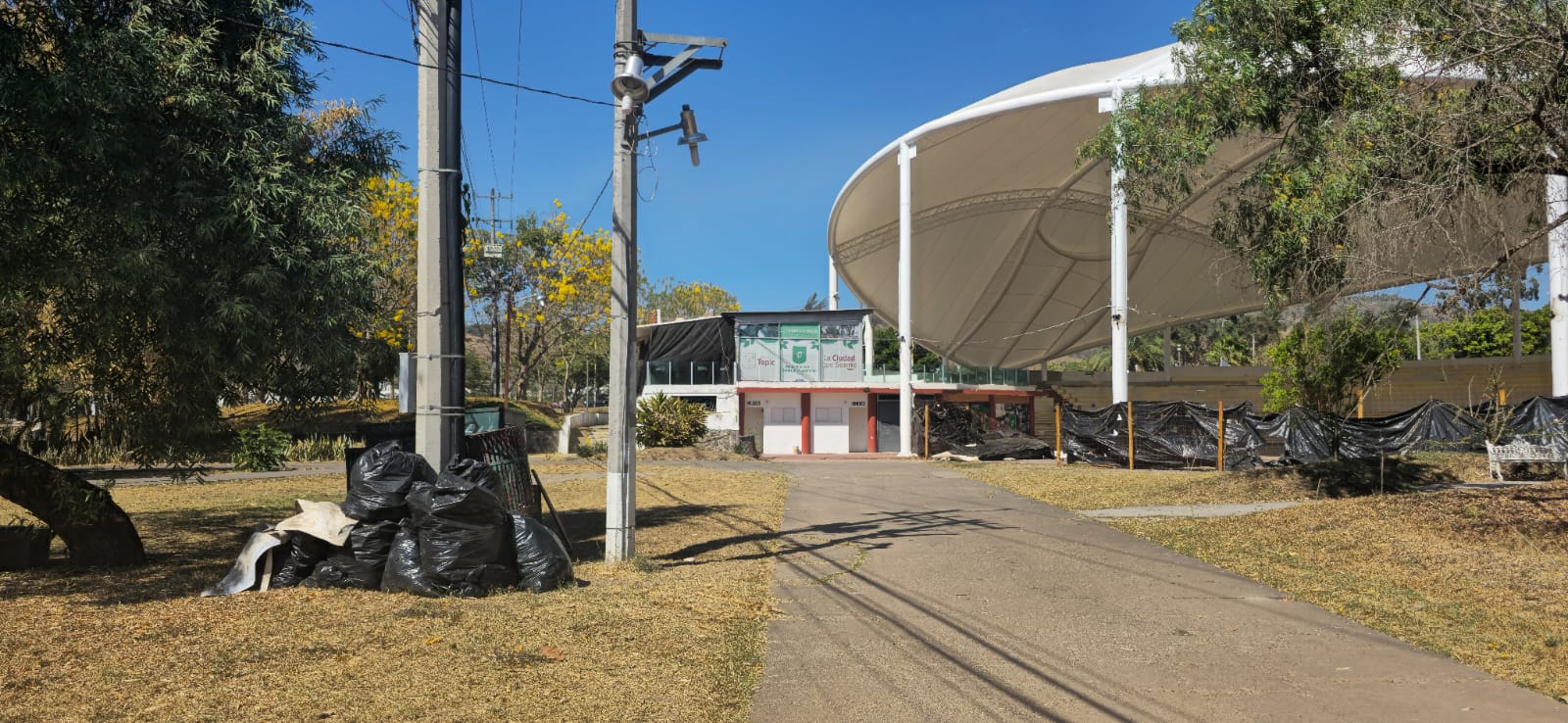 En abandono el Parque Metropolitano de Tepic | Notigram