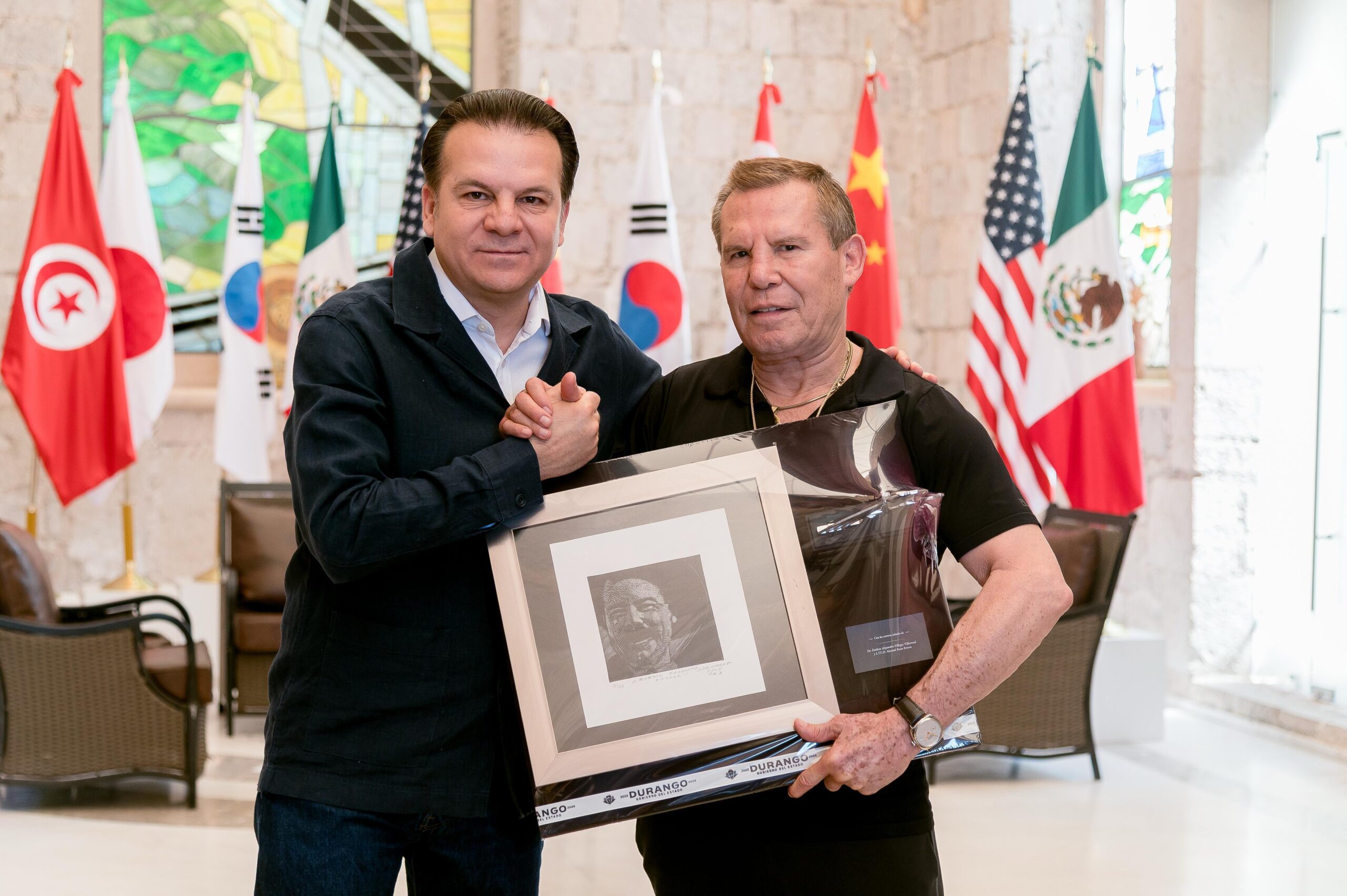 Esteban y Julio César Chávez unen fuerzas contra las adicciones | Notigram