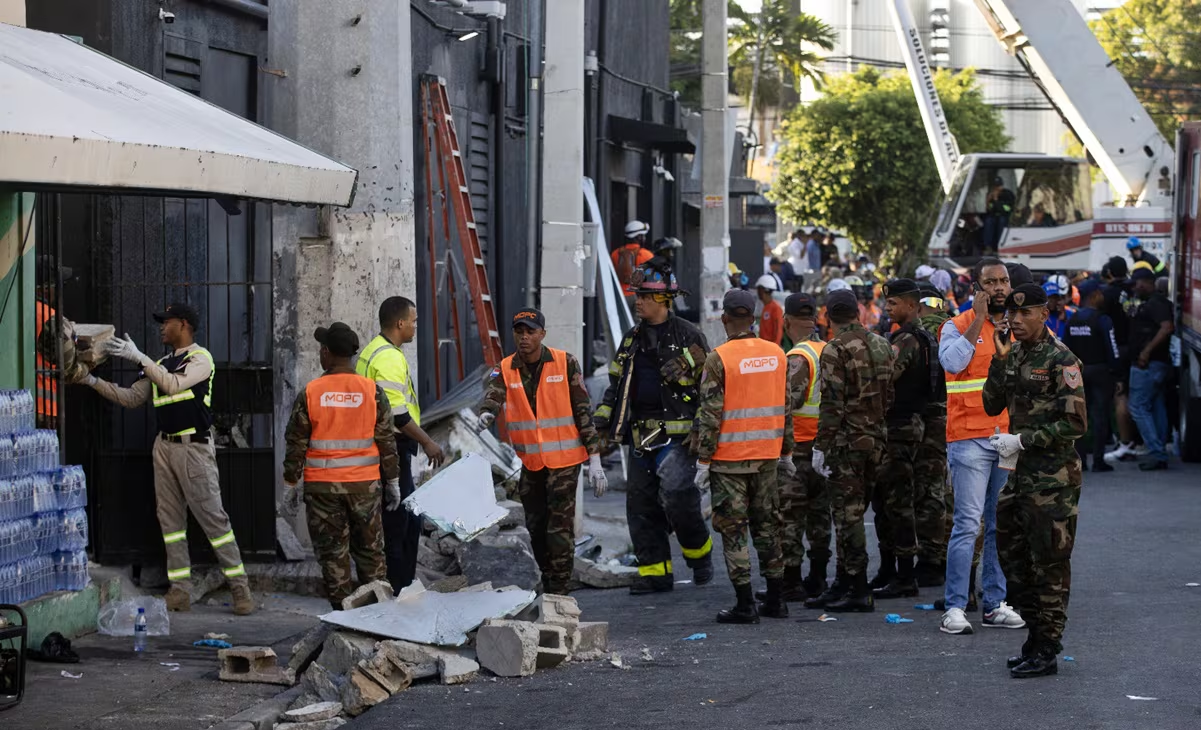 Declaran luto nacional de tres días por 124 muertes en discoteca de ...