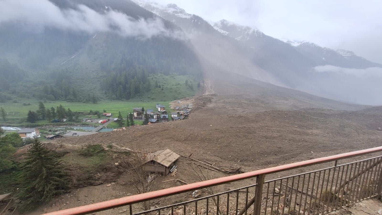 VIDEOS: Deslizamiento de glaciar causa derrumbe en Suiza y destruye un ...