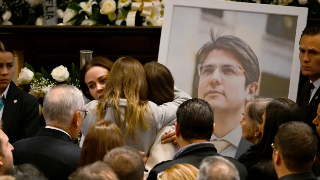 Expresidente Uribe acusa a Petro de instigar el asesinato de Miguel ...