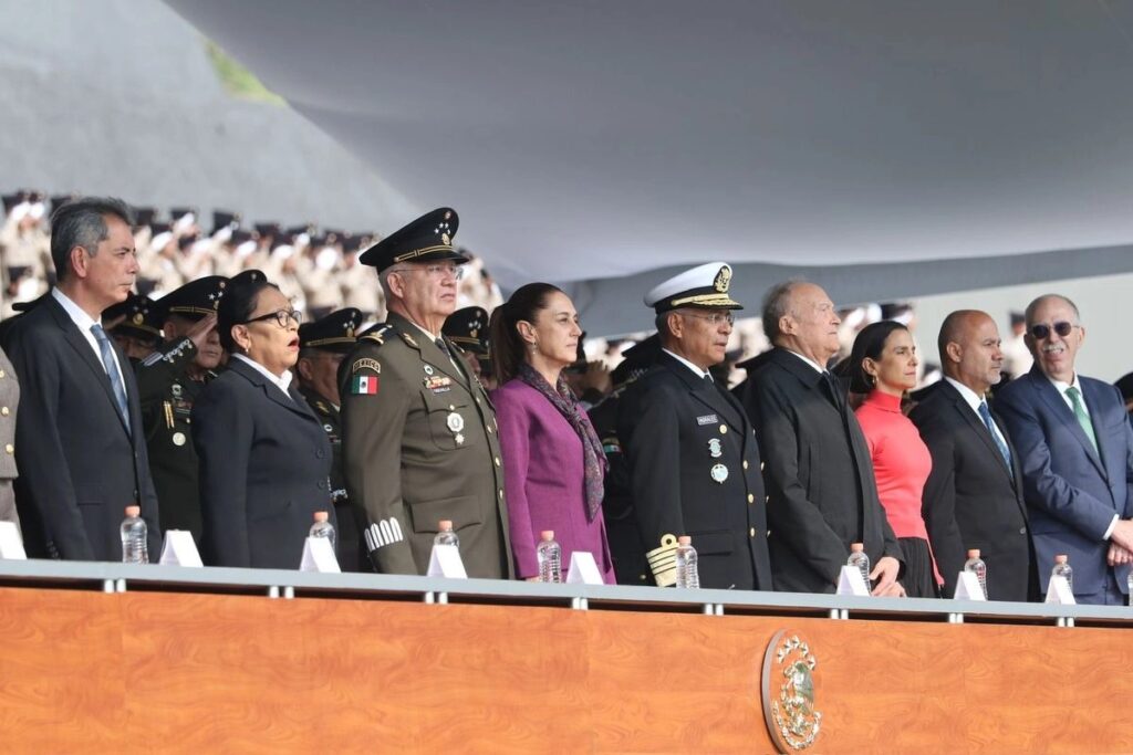 Sheinbaum encabeza ceremonia de Clausura y Apertura de Cursos en el Heroico Colegio Militar ...