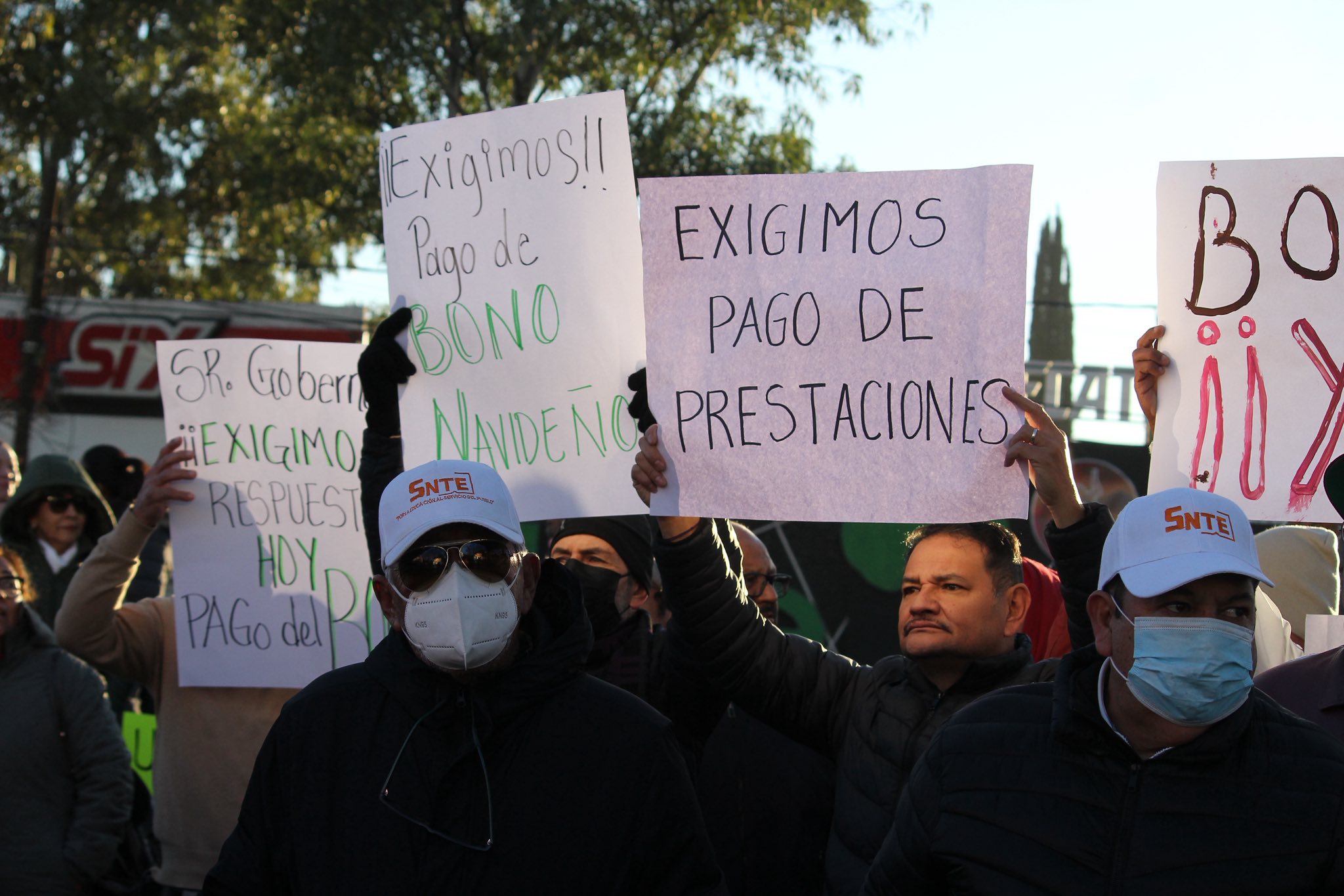 Protesta del SNTE en Durango logra que inicie el pago del bono a ...